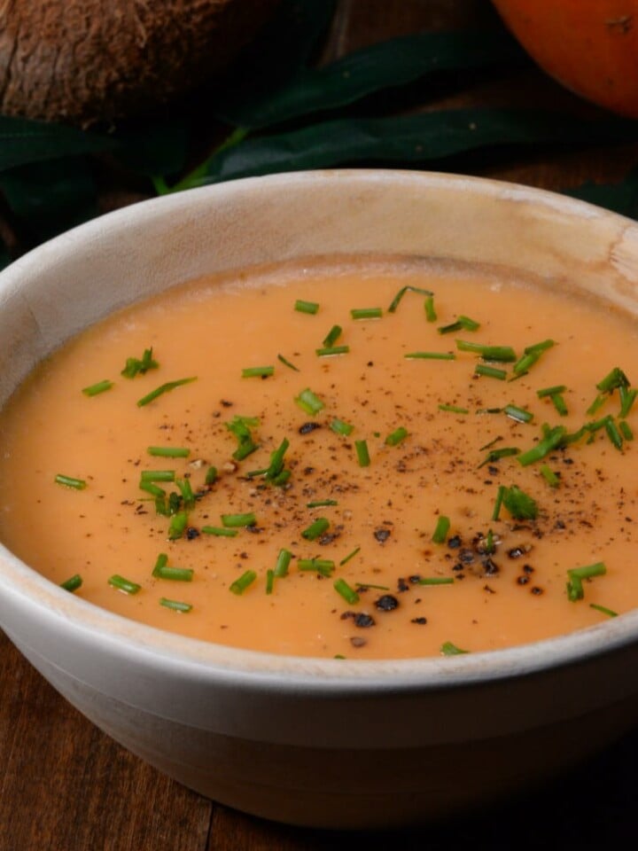 Samoan Poi (Mashed Bananas with Coconut Cream) - International Cuisine