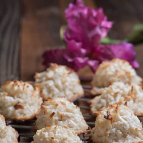 Panamanian Cocadas (Coconut Cookies) - International Cuisine